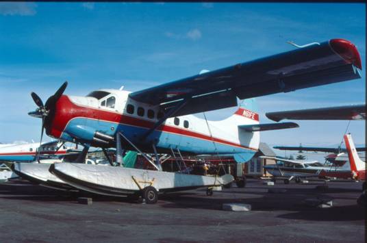 N61FE (61) of Rainbow King Lodge taken at Lake Hood 26.05.98 by Ruben ...